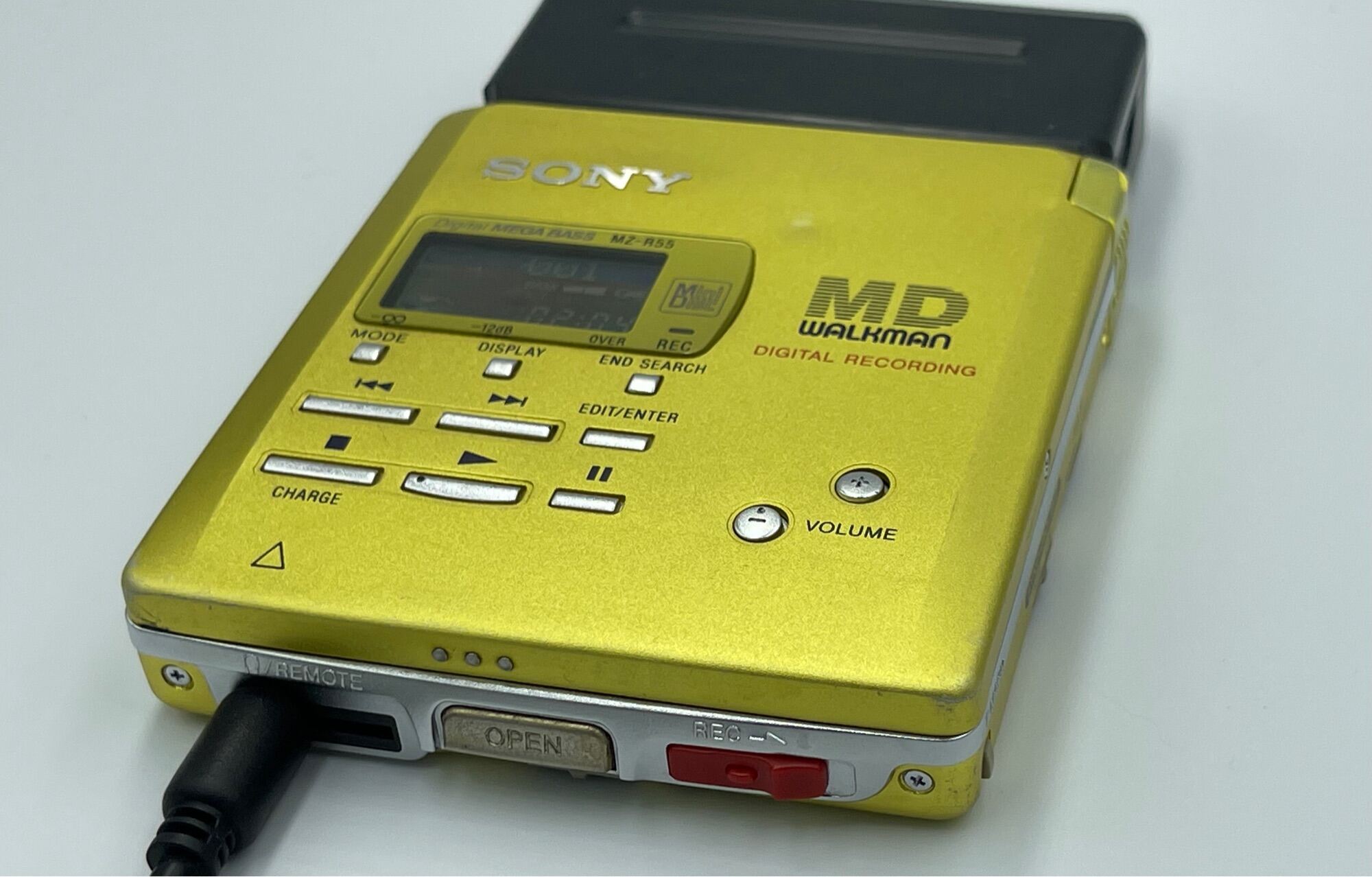 SONY MD PLAYER MZ-R55 GOLD - MD, CD, DVD, CASSETTE TAPE BY เป๋าตังค์ แร ...
