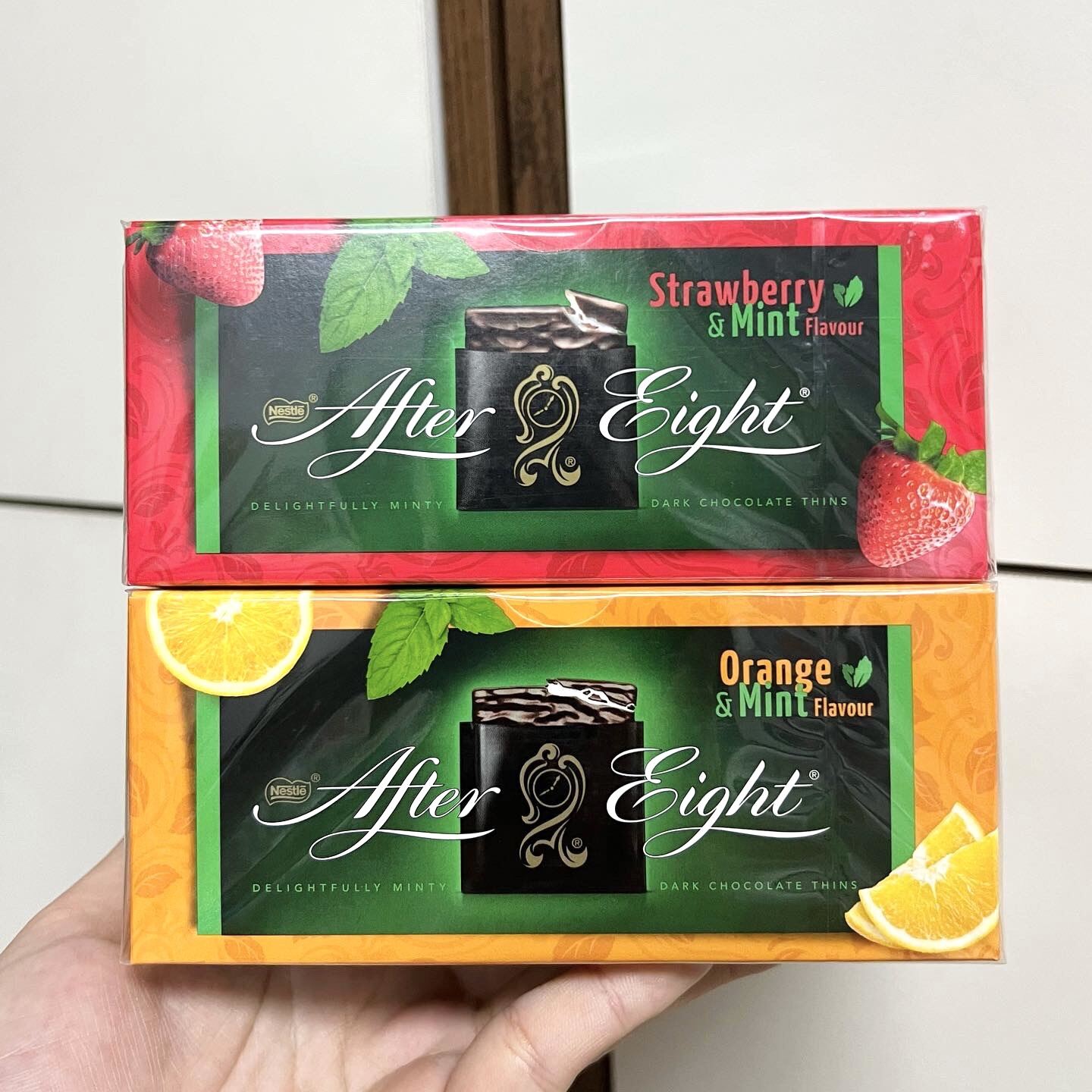 Nestle After Eight Mint Chocolate ช็อกโกแลตสอดไส้มิ้นต์ - MixASale