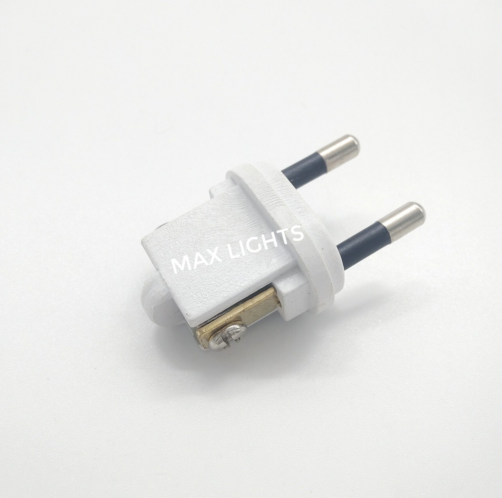 ปลั๊ก พาวเวอร์ ตัวผู้ ขากลม 16A 250v วัสดุ ภายในเป็นทองเหลือง - Max ...
