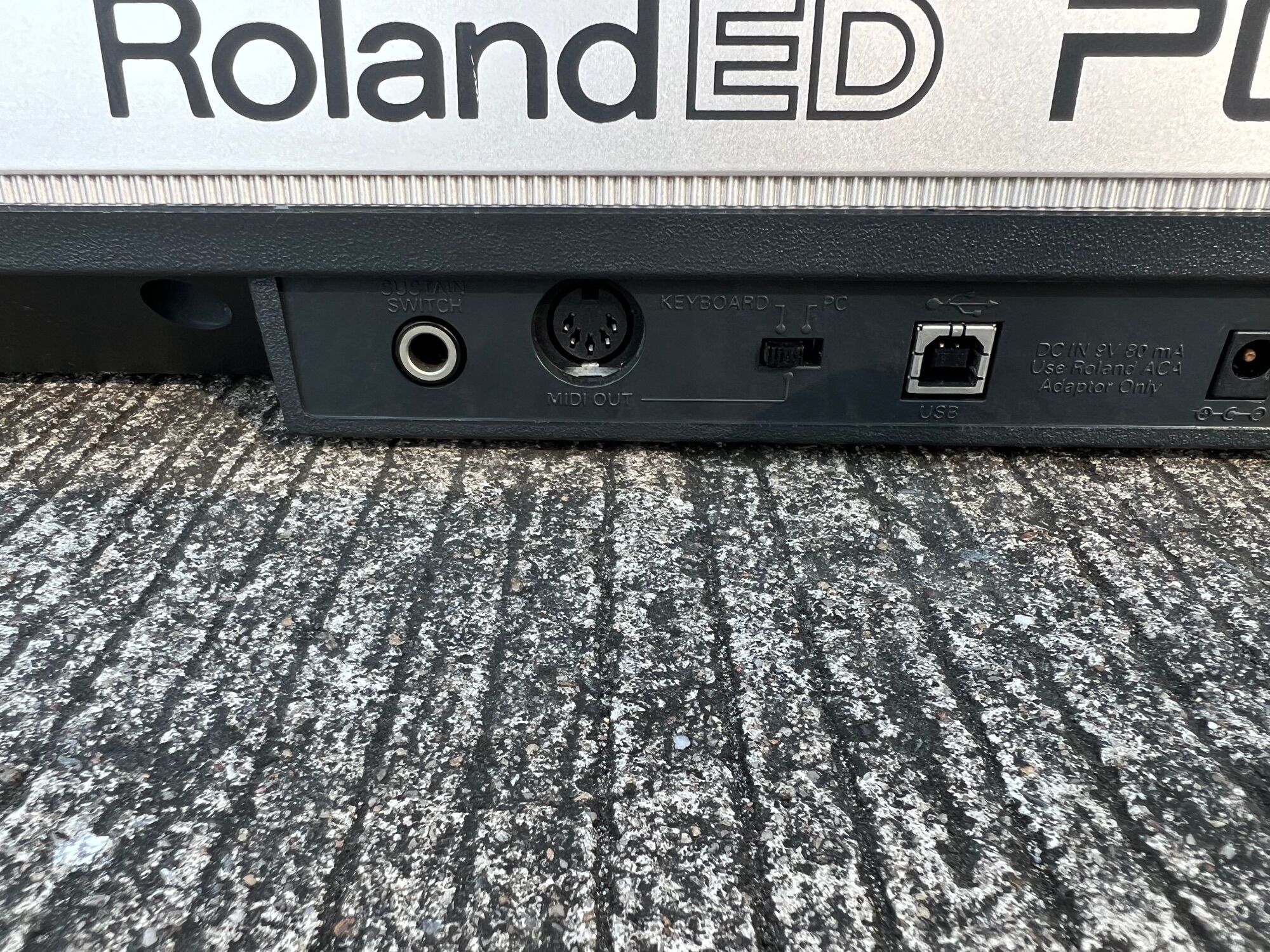 usb midi keyboard Roland ED PC-300 มือสอง - chaomusic - ThaiPick