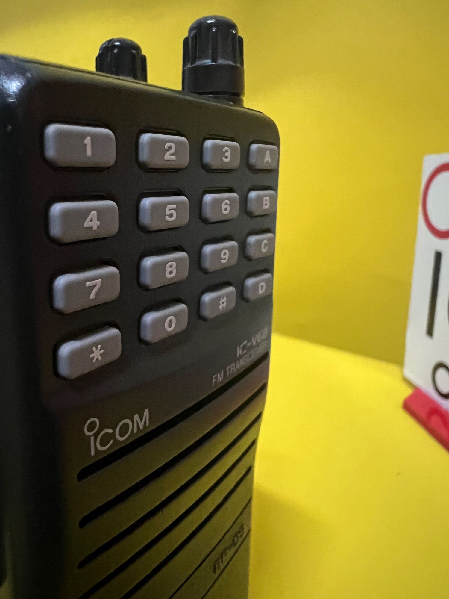 ICOM IC-V68. วิทยุสื่อสารเก่าญี่ปุ่นนำเข้า สำหรับสะสมหรือใช้งาน Made in ...