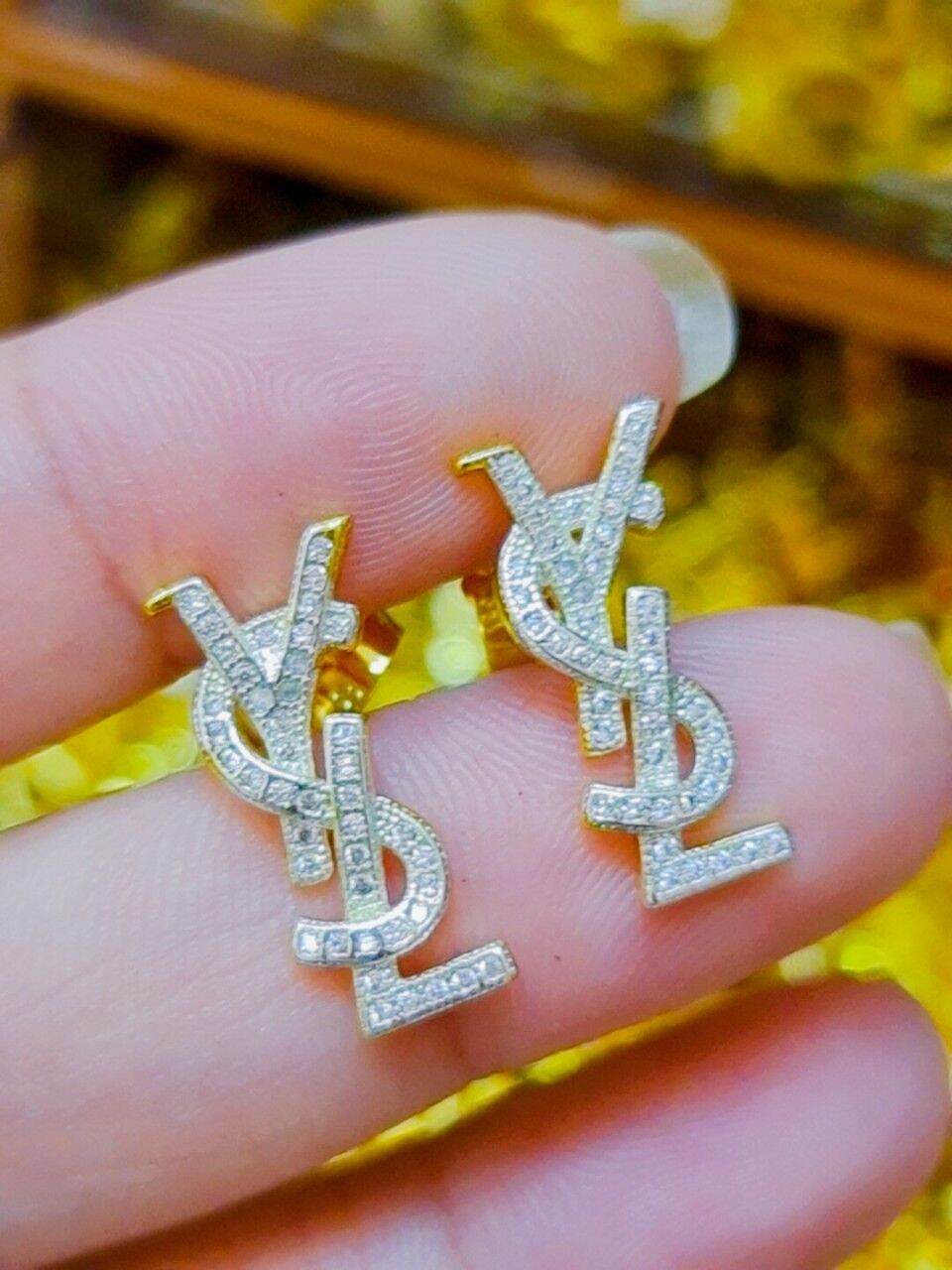 Shop online with CHER Jewel C now! Visit CHER Jewel C on Lazada.