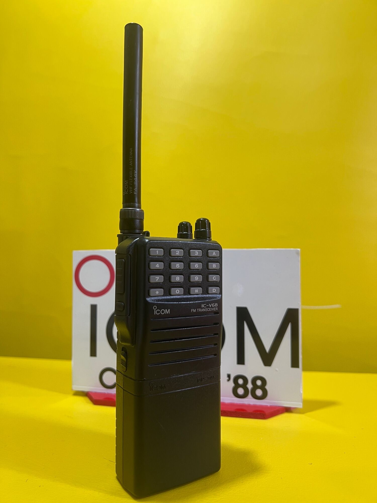 ICOM IC-V68. วิทยุสื่อสารเก่าญี่ปุ่นนำเข้า สำหรับสะสมหรือใช้งาน Made in ...