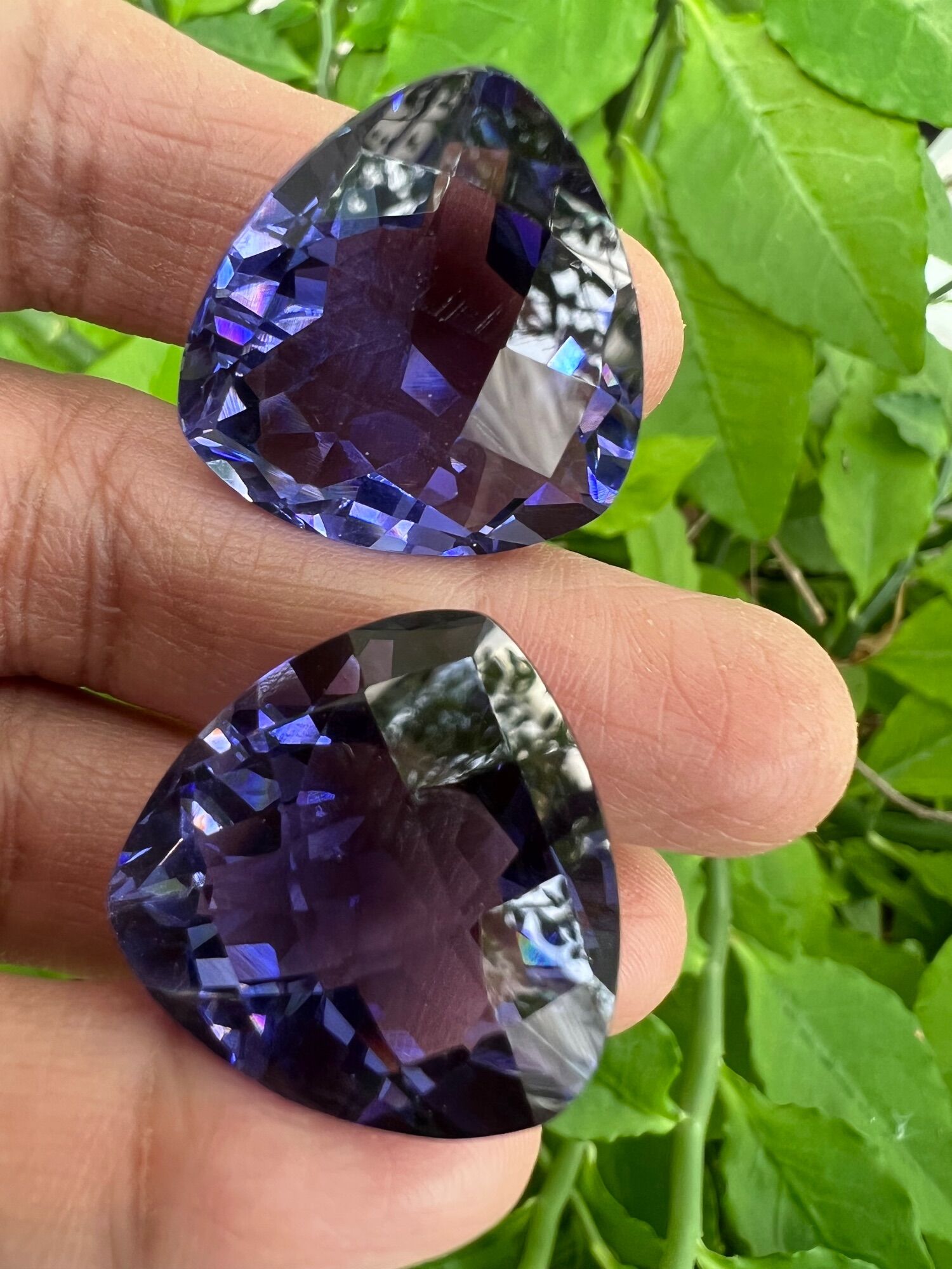 Trillion แทนซาไนท์ (Tanzanite) พลอย LAB MADE 100%. ราคาดีมาก! ราคาเป็น ...