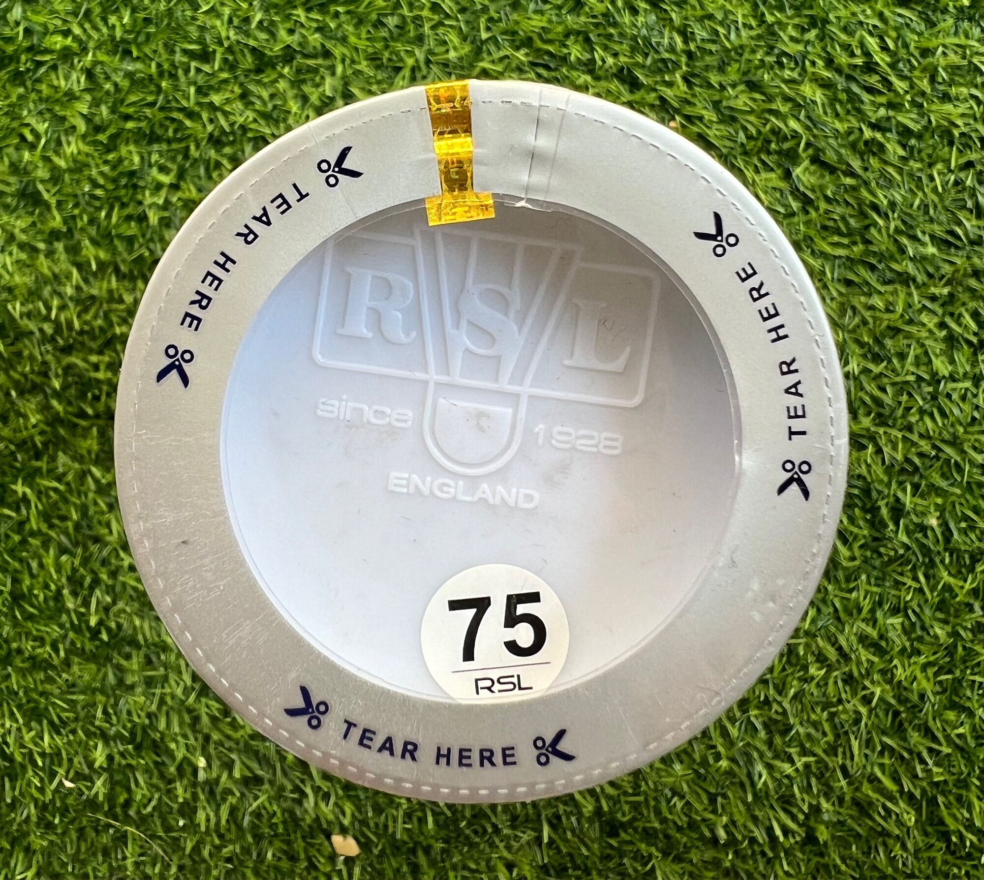 ลูกขนไก่ RSL Silver RSL Silver Shuttle cock Speed 75 (บรรจุ 12 ขิ้น ต่อ ...
