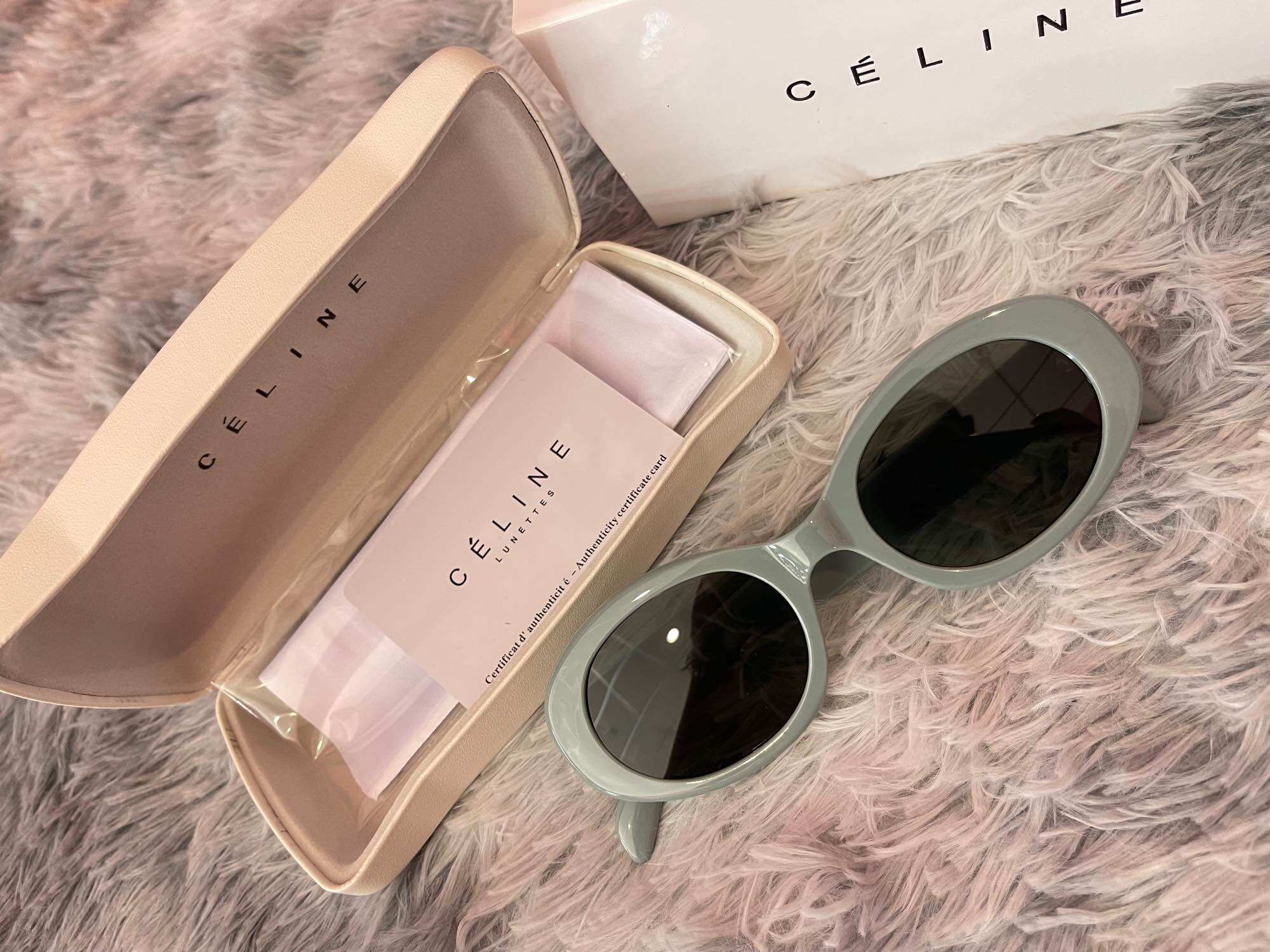 แว่นตา Celine hi item must have - สรรหาใส่ - ThaiPick