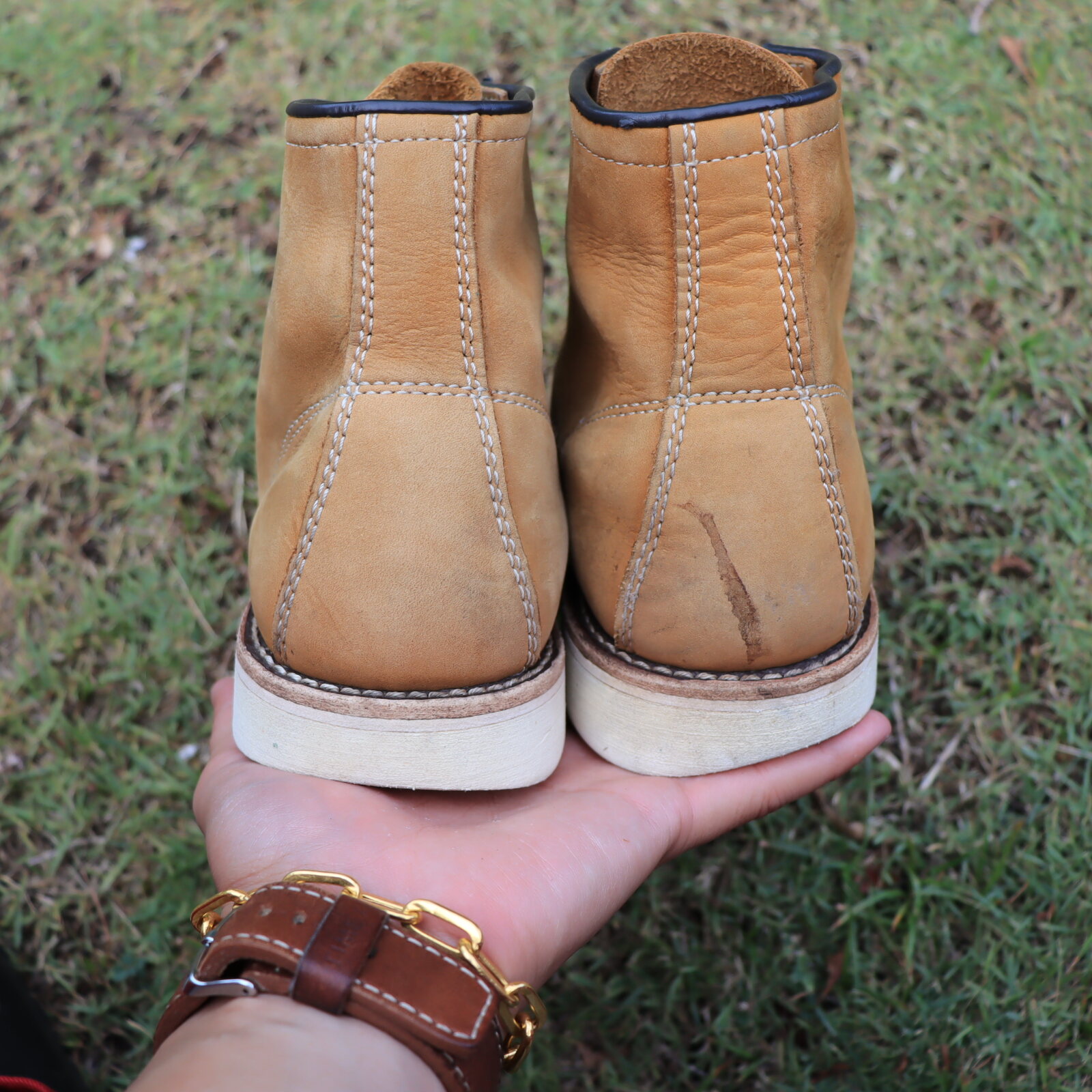 ส่งฟรี รองเท้า Hawkins MocToe Boots - The Ultimate Vintage Style Size ...