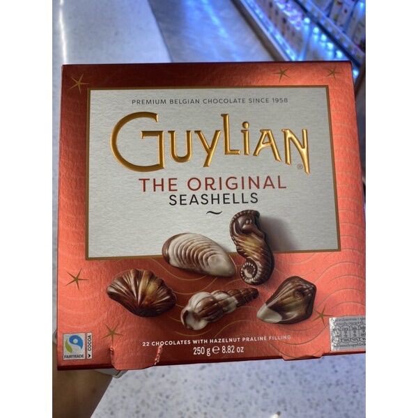 Sea Shell Shapes Chocolate ( Guylian Brand ) 250 G. ช็อกโกแลต รูปหอย ...