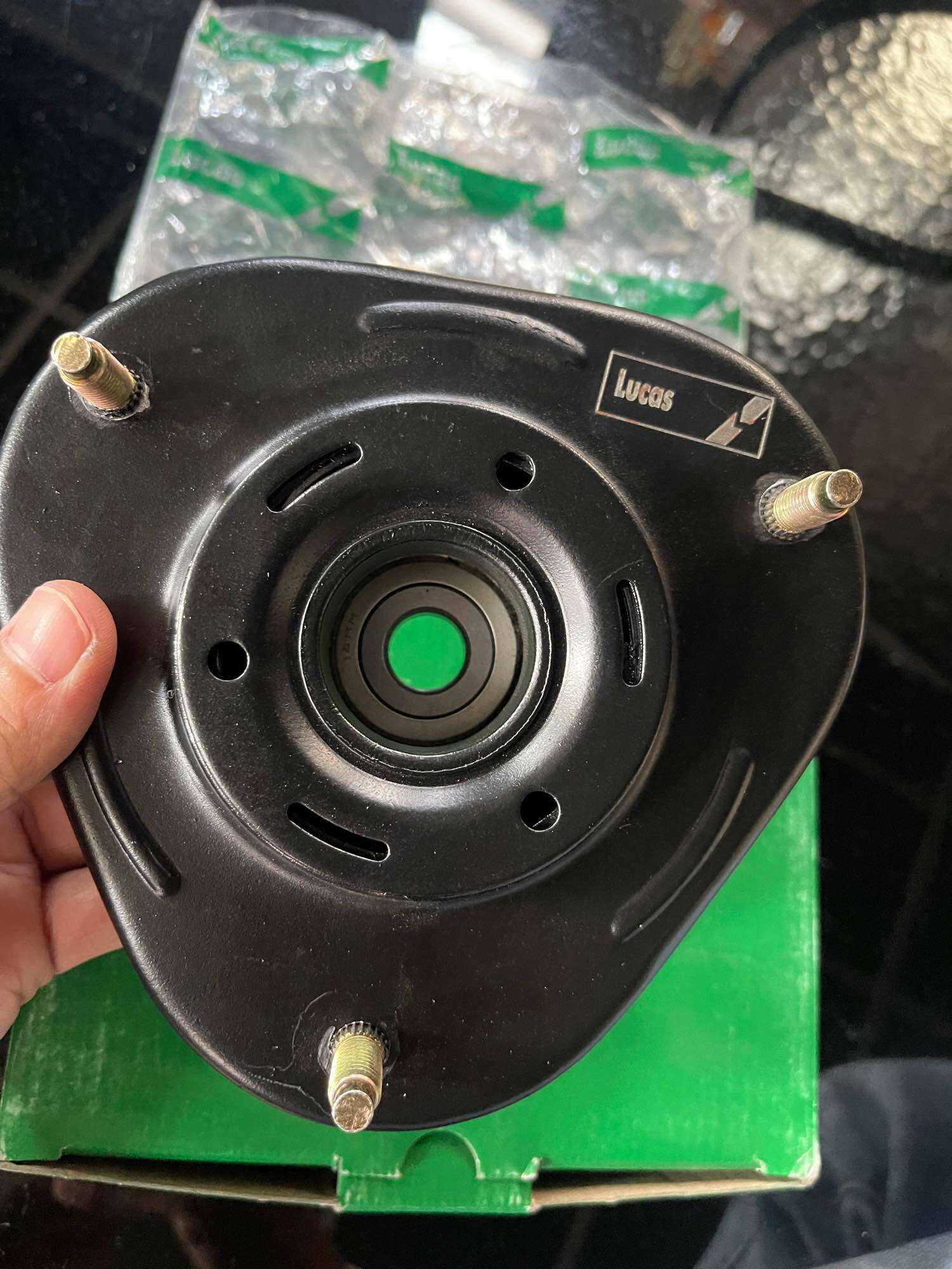 Lucas เบ้าโช้คอัพหน้า Toyota Altis 141-171 ปี2008-2016 [จำนวน. 1 ตัว 1 ...