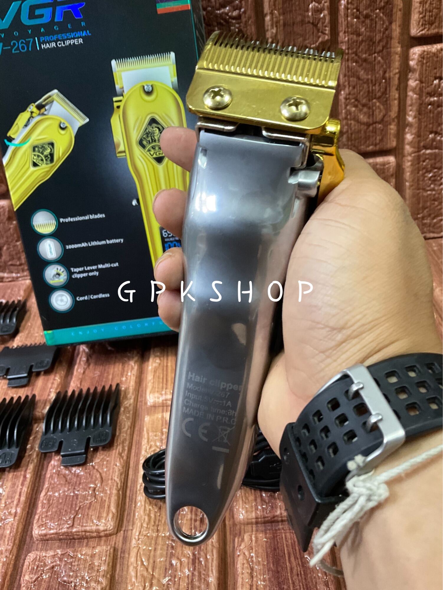 VGR V-267 USB ชาร์จเครื่องตัดผมไฟฟ้า LCD LCD เครื่องเล็มขนผม 2000mAh ใช้ 150 นาที หัวโกนแบบปรับ ...