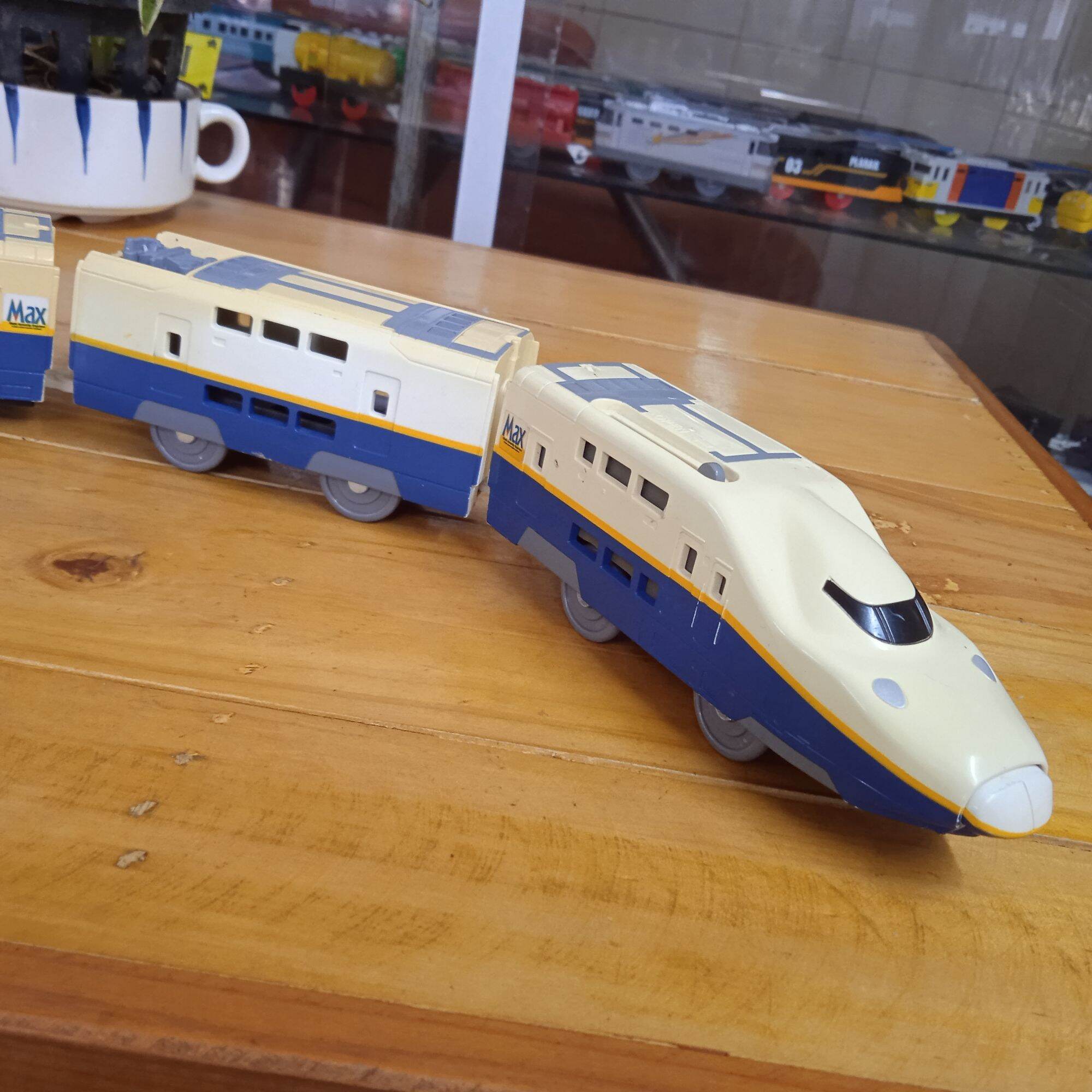 รถไฟ Tomy แท้ ขบวน E 4 max shinkansen ขาย 85 บาท - เบนนี่ ลุงรถไฟ ...