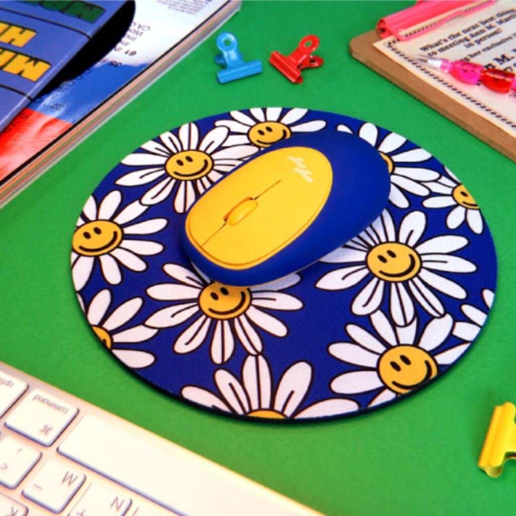 พร้อมส่ง Wiggle Wiggle แผ่นรองเม้าส์ Mouse Pad - Smile We Love - Omma ...