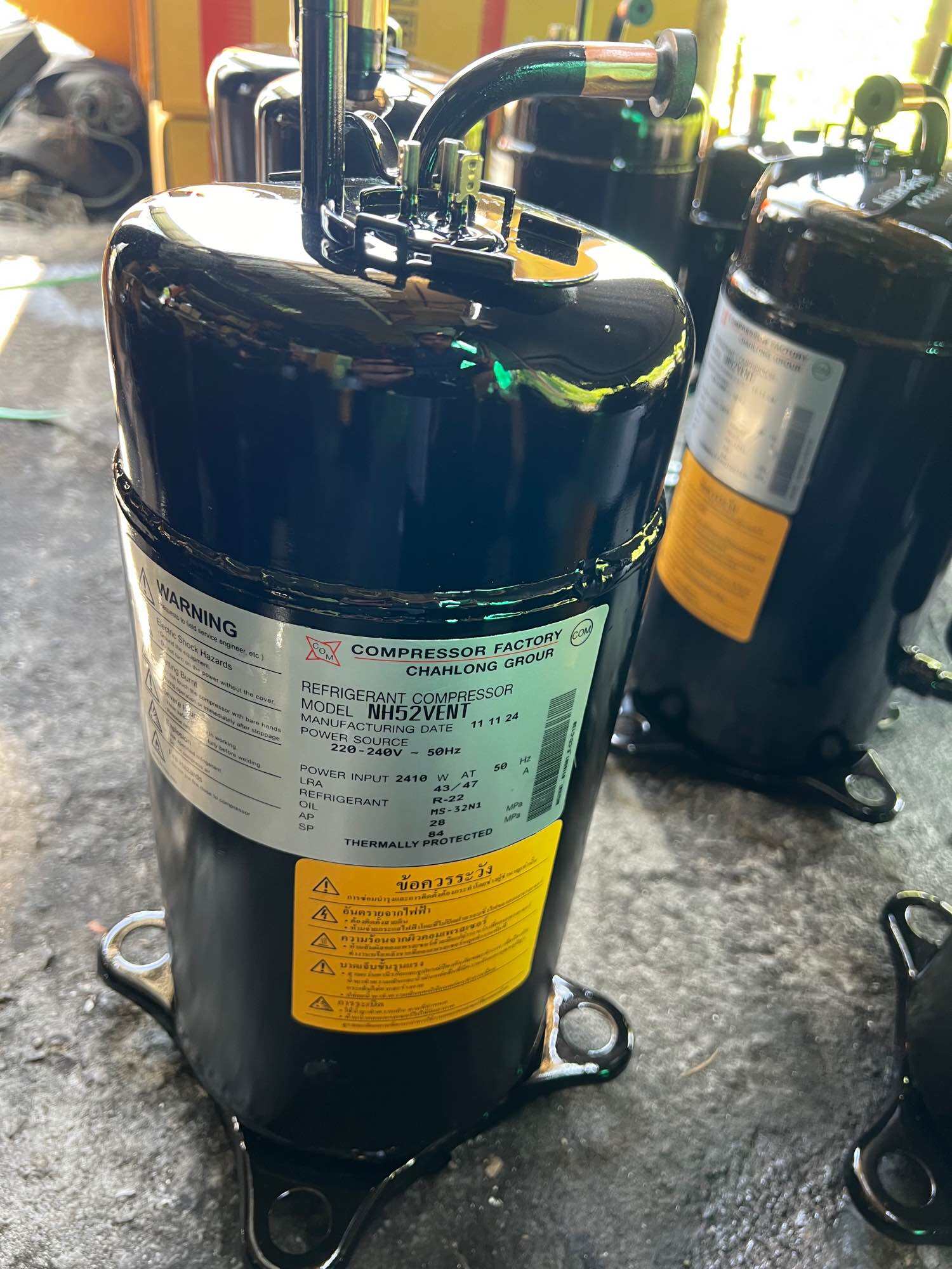 คอมเพรสเซอร์แอร์ NH52 33000btu R22 | Lazada.co.th