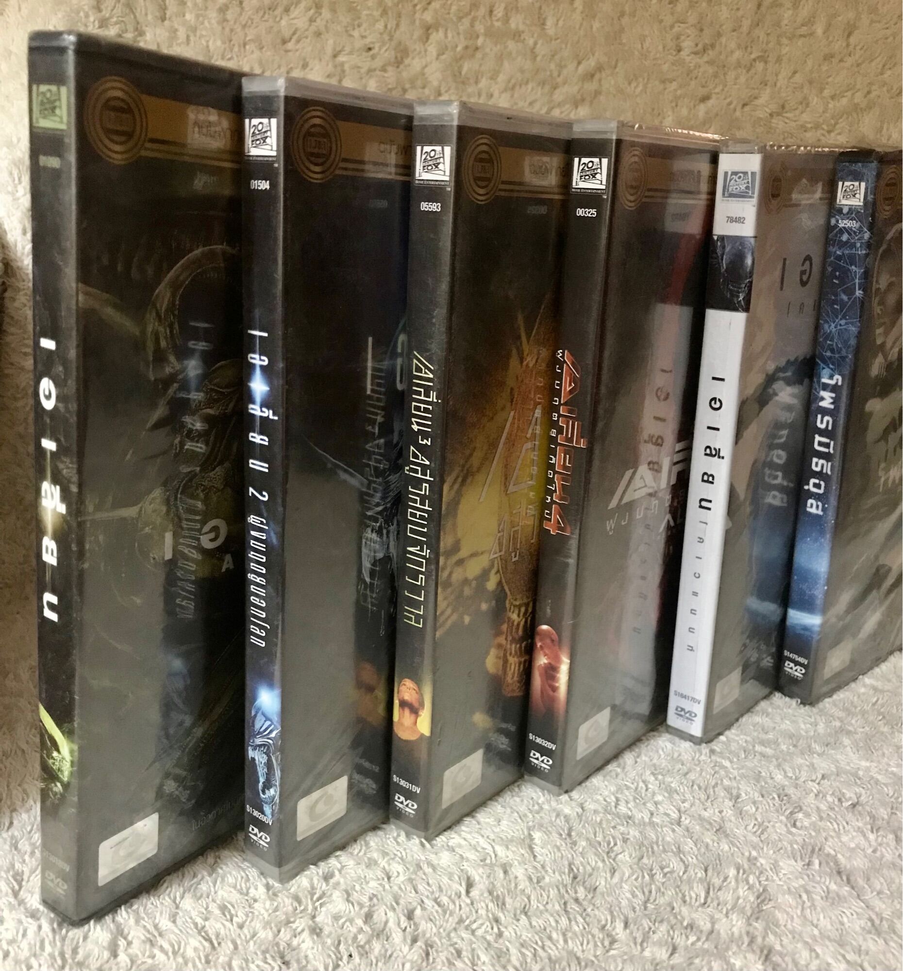 ดีวีดี Alien Box Set: เอเลี่ยนทุกภาค (เอเลี่ยน1,2,3,4, เอเลี่ยนโคเวแ ...