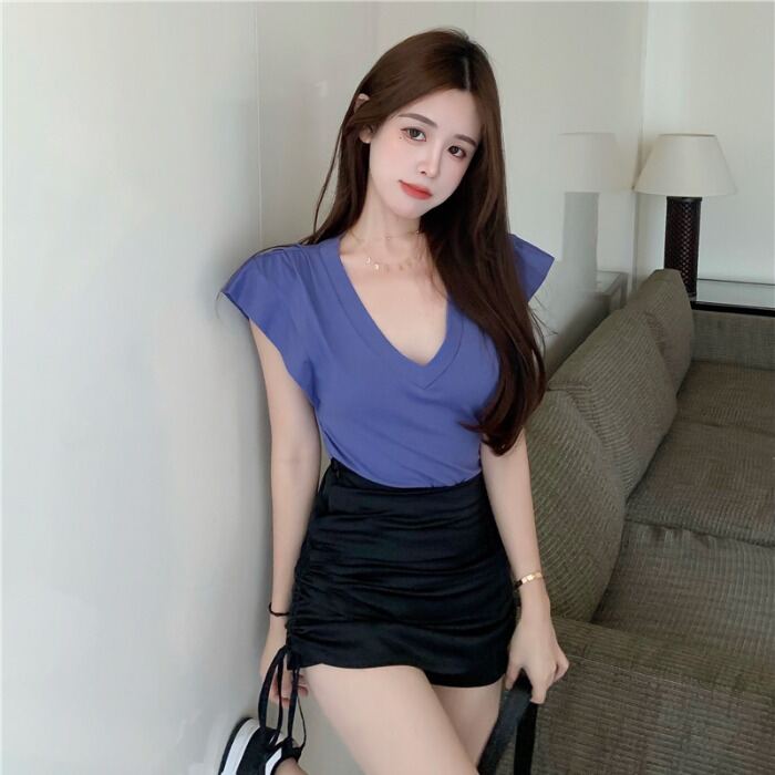 สไตล์ฝรั่งคอ V สลิมแลดูผอมไม่สม่ำเสมอเสื้อยืดแขนสั้น2021สำหรับฤดูร้อนสไตล์ฝรั่งเศสรุ่นใหม่สาว