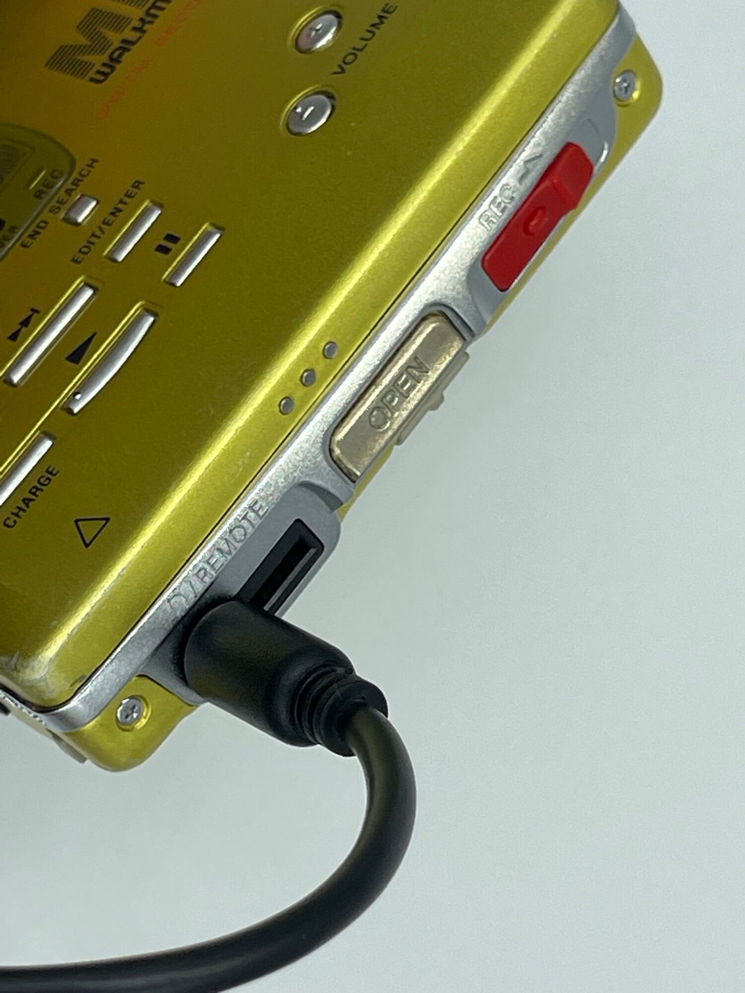 SONY MD PLAYER MZ-R55 GOLD - MD, CD, DVD, CASSETTE TAPE BY เป๋าตังค์ แร ...