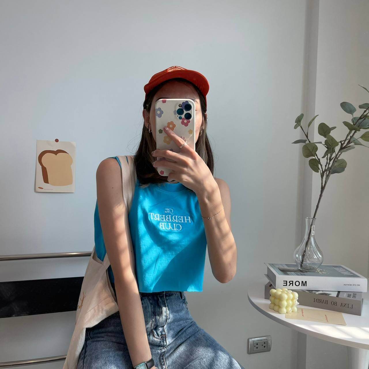 เสื้อยืดทรงครอป???? Herbert Club ???? งานป้าย feel good ..พร้อมส่ง ...