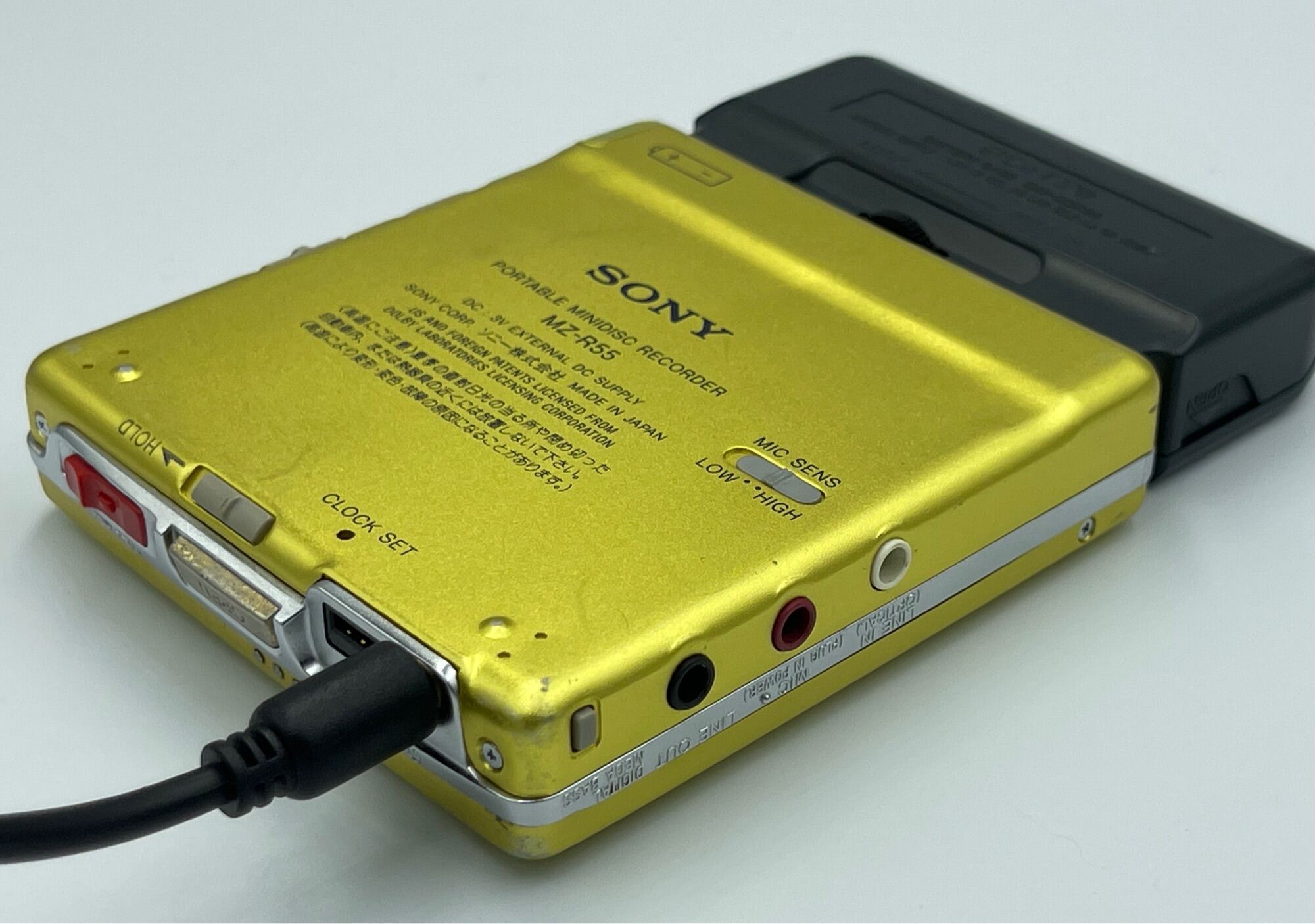 SONY MD PLAYER MZ-R55 GOLD - MD, CD, DVD, CASSETTE TAPE BY เป๋าตังค์ แร ...