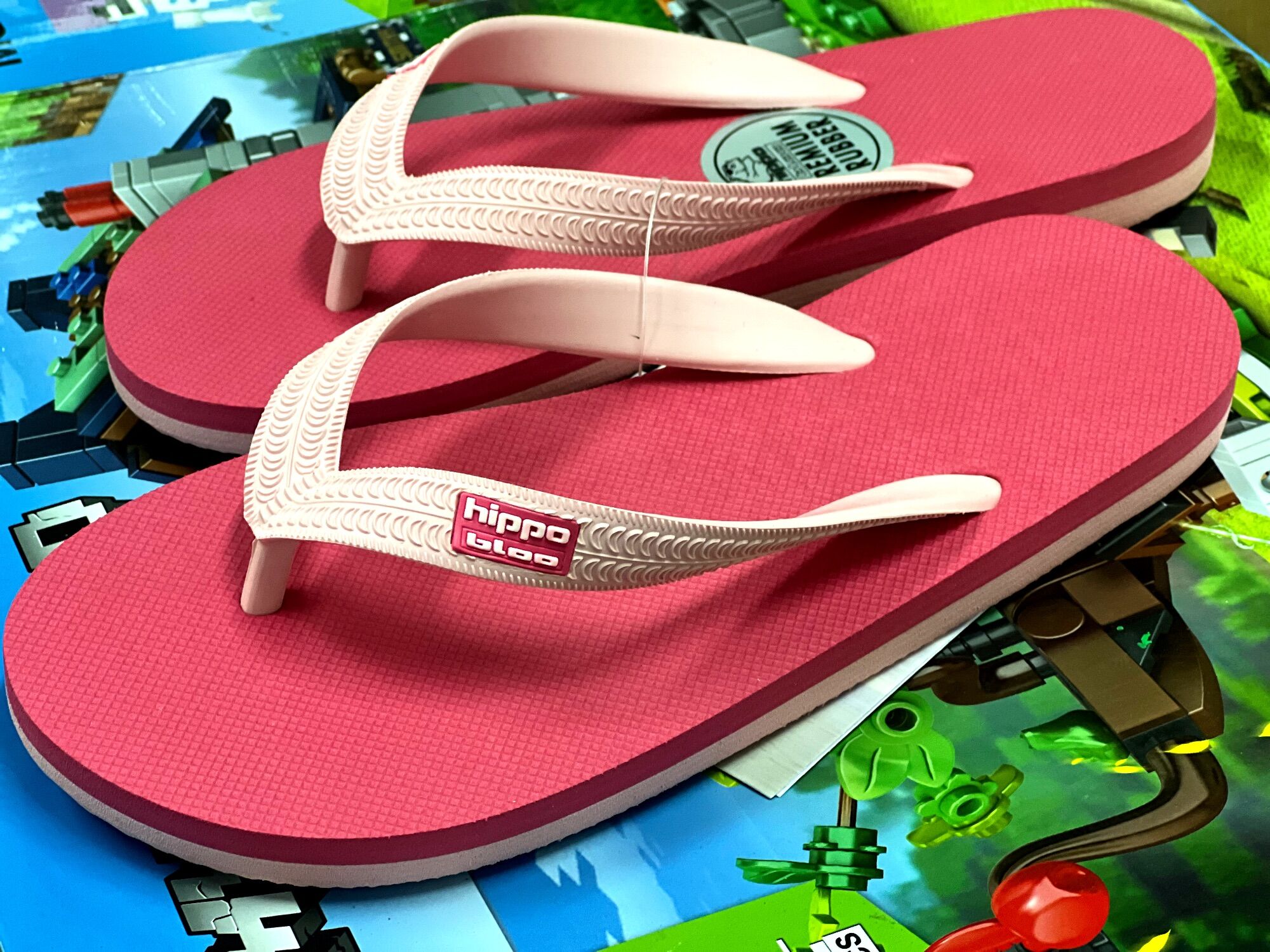 รองเท้าแตะหูหนีบ Hippobloo ผลิตจากยางธรรมชาติแท้100% - hippobloo theshop - ThaiPick