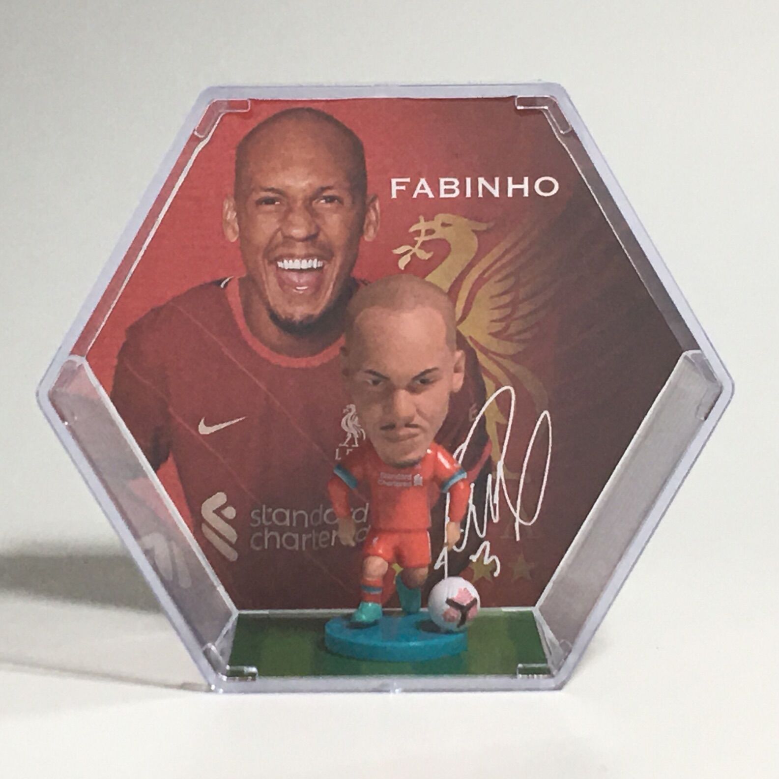 Liverpool โมเดลนักฟุตบอล Fabinho พร้อมกล่องอะครีลิค | Lazada.co.th