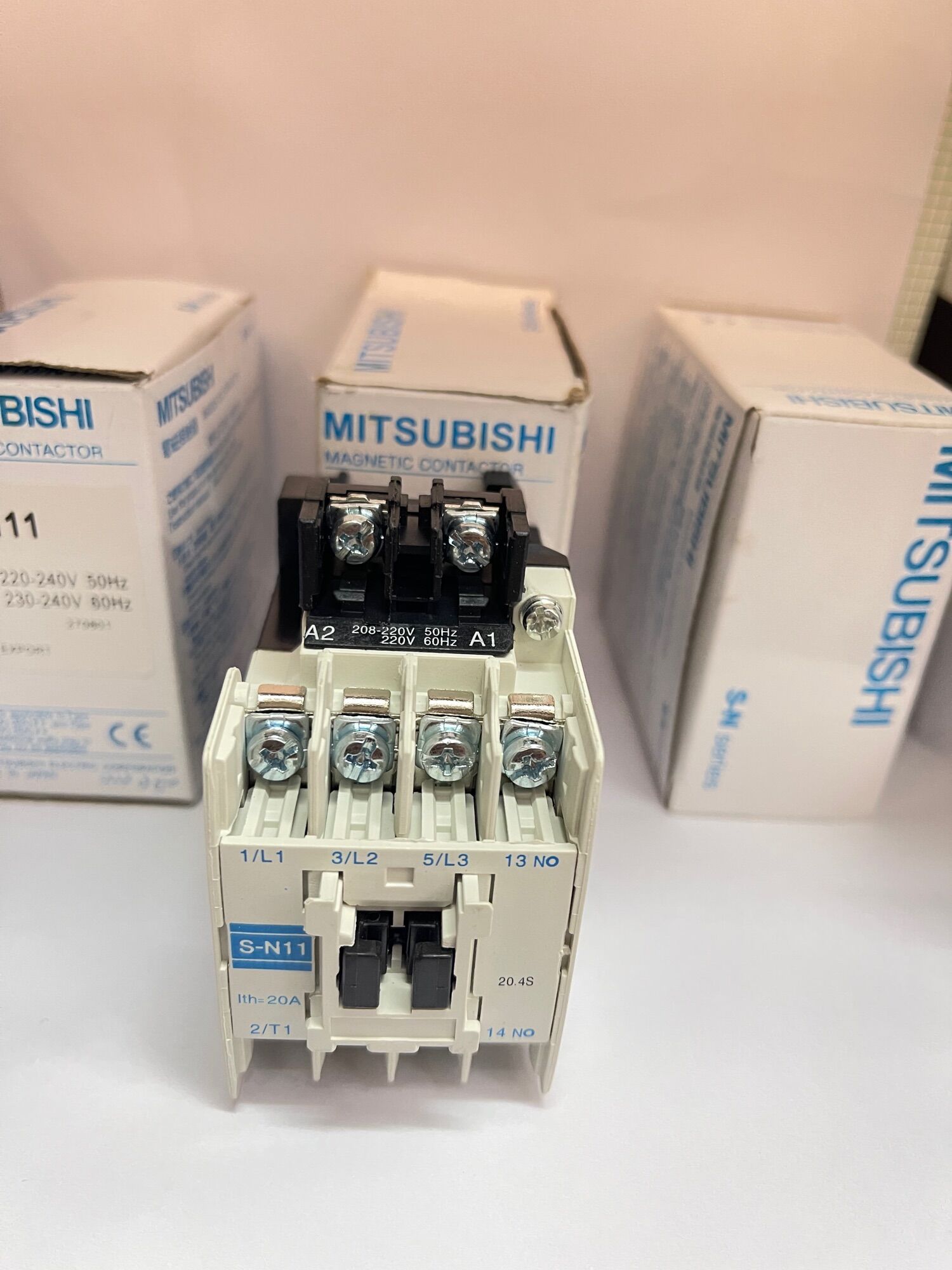 Mitsubishi sn11 S- N11 220vac 24vac 48vac 110vac 380vac 20A รับประกัน ...