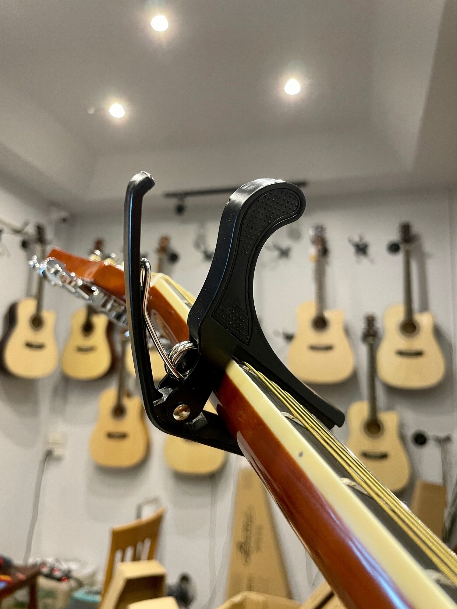 คาโป้ (Capo) กีต้าร์ ช่วยให้จับคอร์ดง่ายขึ้น หนีบแน่น แข็งแรง ทนทาน ...