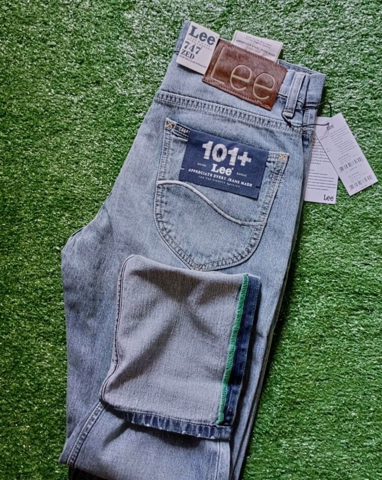 Lee 101+ 747 Zed ยีนส์ ทรงกระบอก แบรนด์แท้ ราคาป้าย 2,190฿ - AranJeans ...