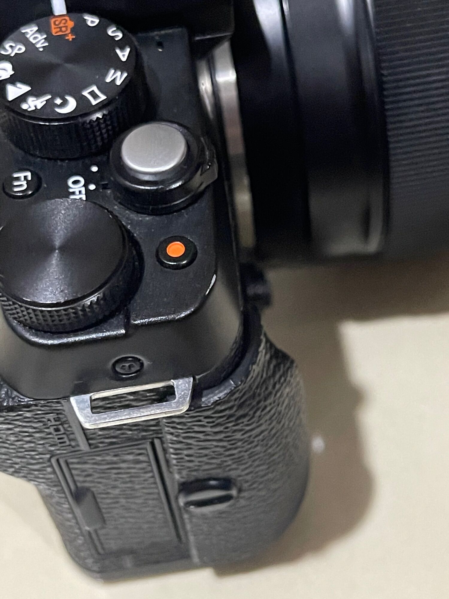 (สินค้ามือ2) กล้อง Fuji XT100 ติดเลนส์ 15-45 wifi เซลฟี่ได้ค่ะ อุปกรณ์ ...