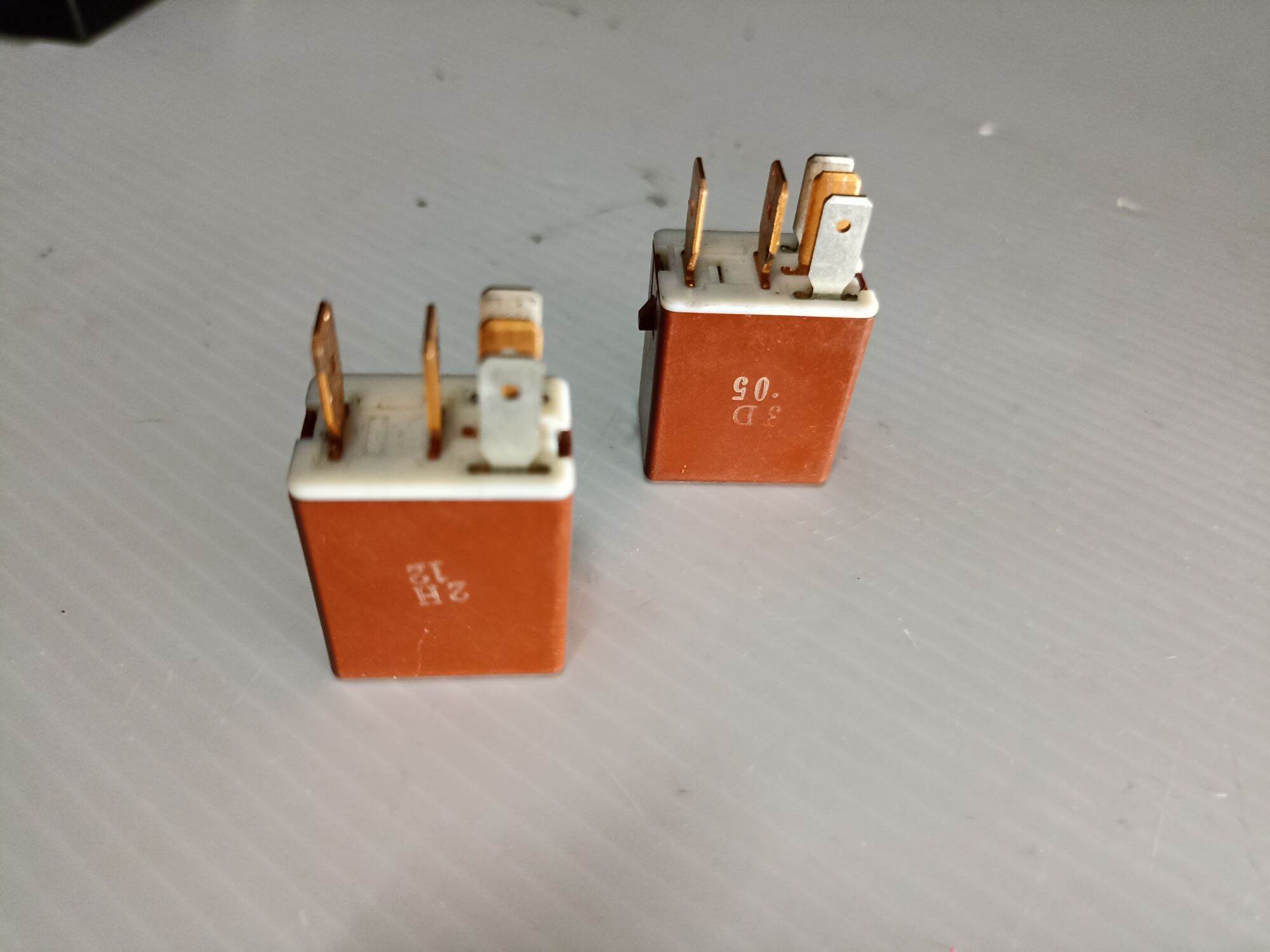 ดีเลย์พัดลม toyota DENSO แท้ 5 ขา ตัวเล็ก | Lazada.co.th