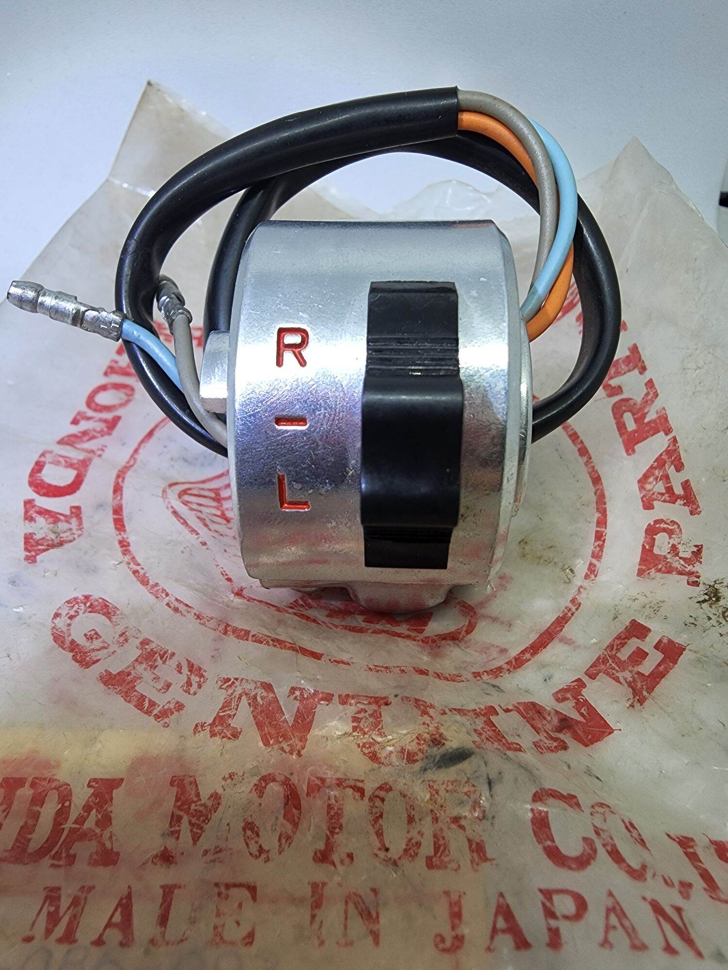 สวิทช์แฮนด์แท้ c70 ข้างขวา Honda C70 C90 supercub ของแท้ Made in Japan ...