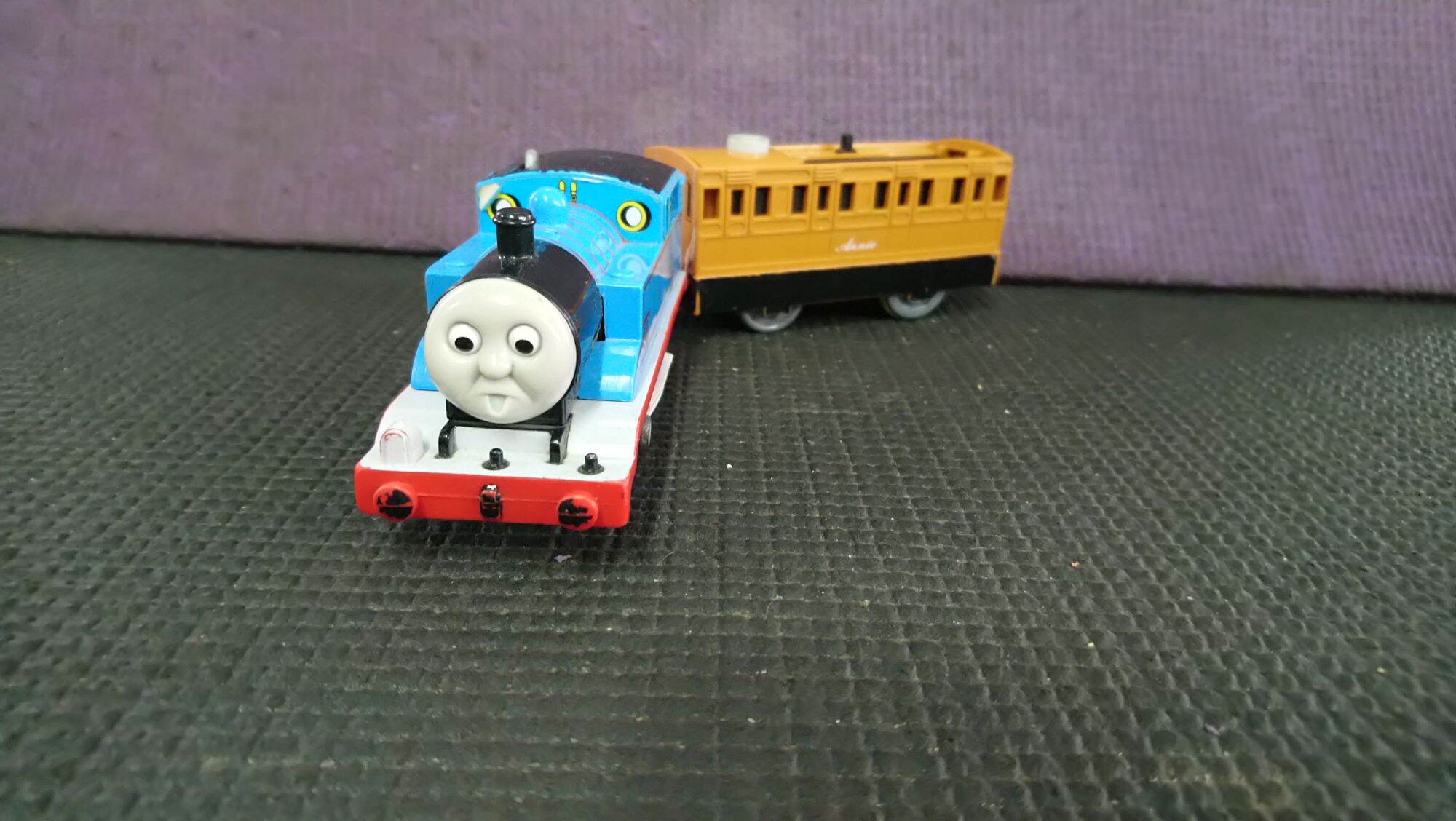 Tomy Plarail Thomas & Friends รถไฟโทมัส มีพ่วงเสียง | Lazada.co.th