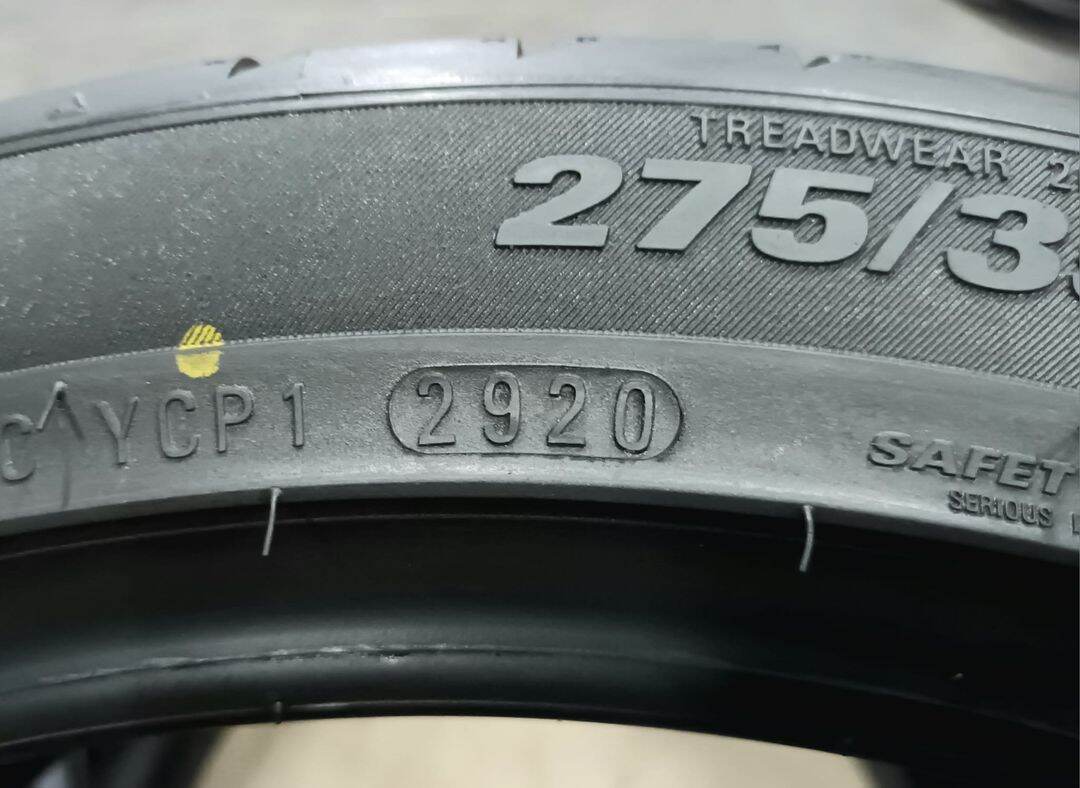 มี 2 เส้นค่ะ ยางใหม่ค้างปี 27535R18 Kumho Ecsta PS91 ผลิตปี 2020 ประกัน ...