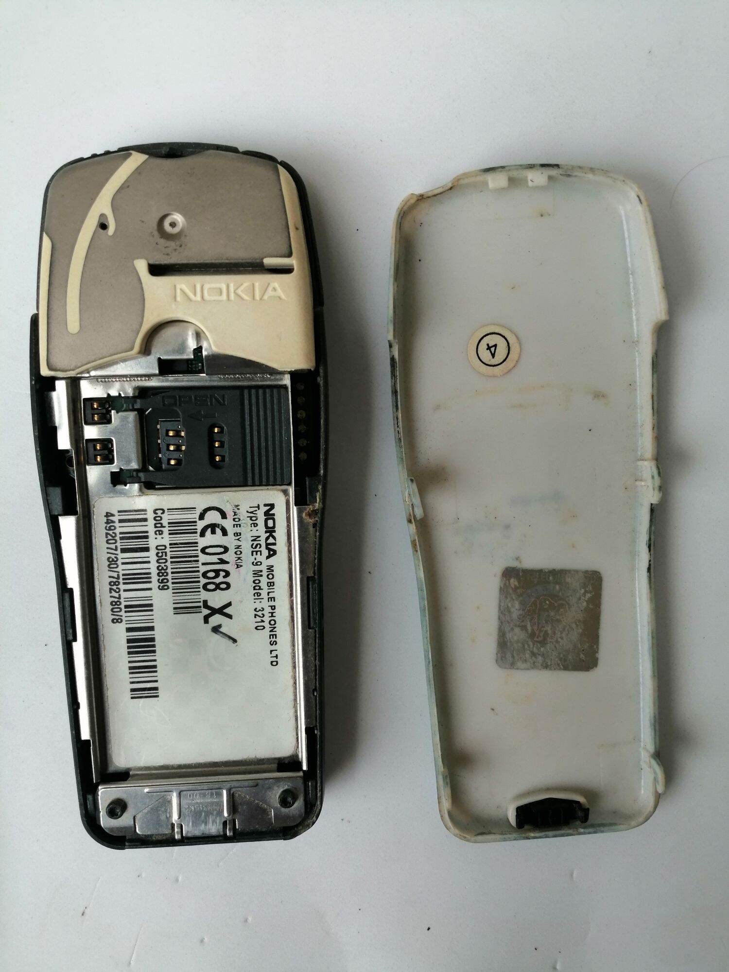 Nokia 3210 spar part and collection งานสะสม - isiam shop - ThaiPick