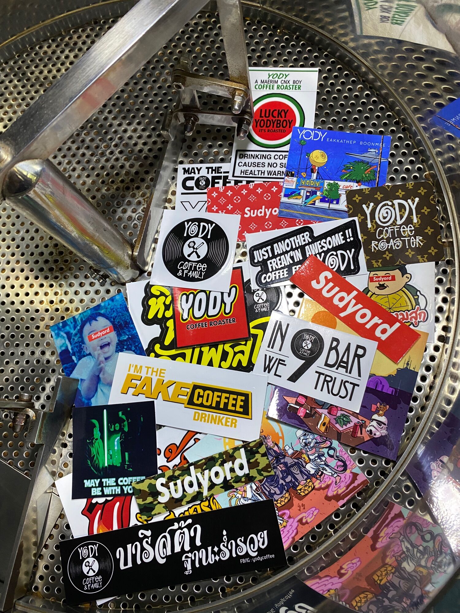 Yody Sticker Pack 6 pcs 🎲 Random Digital Print High Quality + Die Cut ...