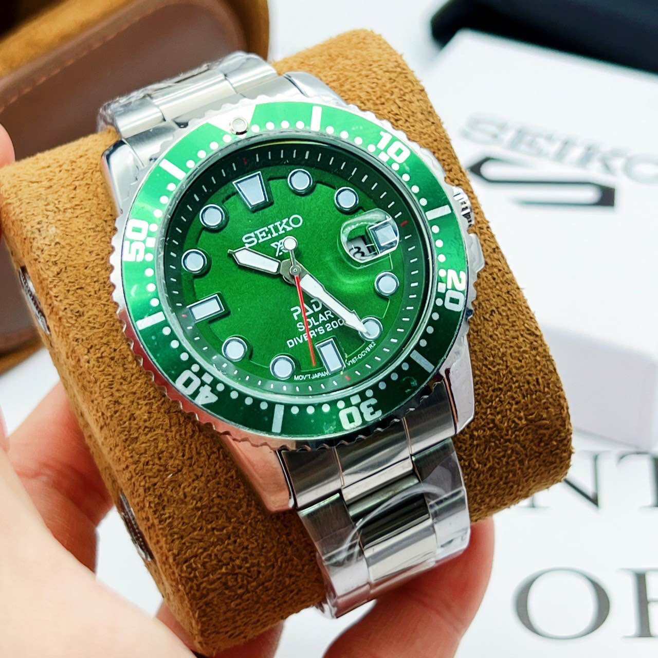 นาฬิกาข้อมือผู้ชาย สุดเท่ งานดีละเอียด งานสวย บอกเวลาชัดเจน วันที่ ...